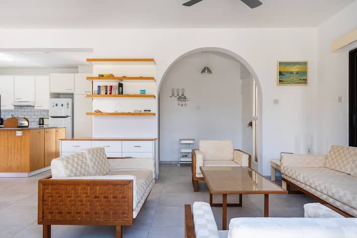 3br Family House W/ Pool & Parking Near Beach - Protaras