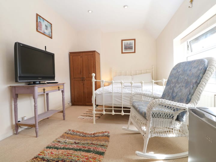 Daisy Cottage - Dorking
