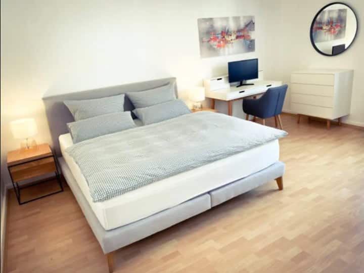 3 Bedroom Apartment Near Konstablerwache Frankfurt - Frankfurt Sur Le Main
