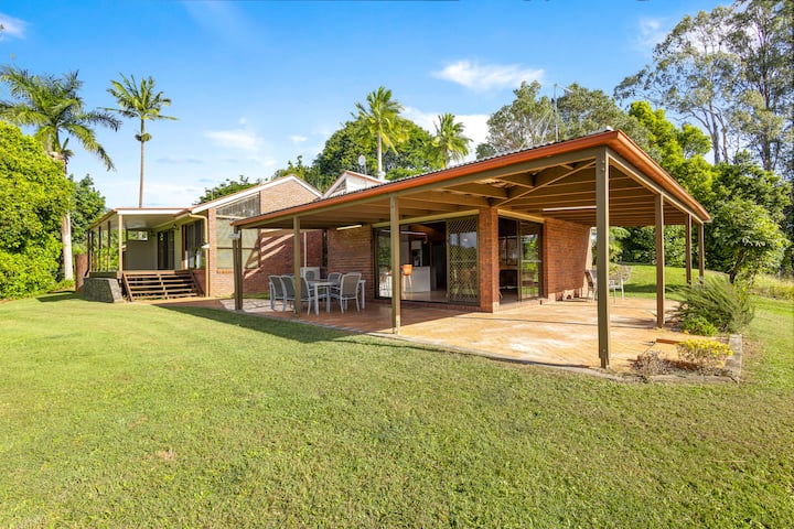 Forever Views | 4br Peaceful Scenic Getaway - Maleny