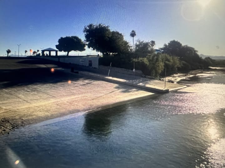 4 Bedroom River Home On Golf Course Near River - Laughlin, NV