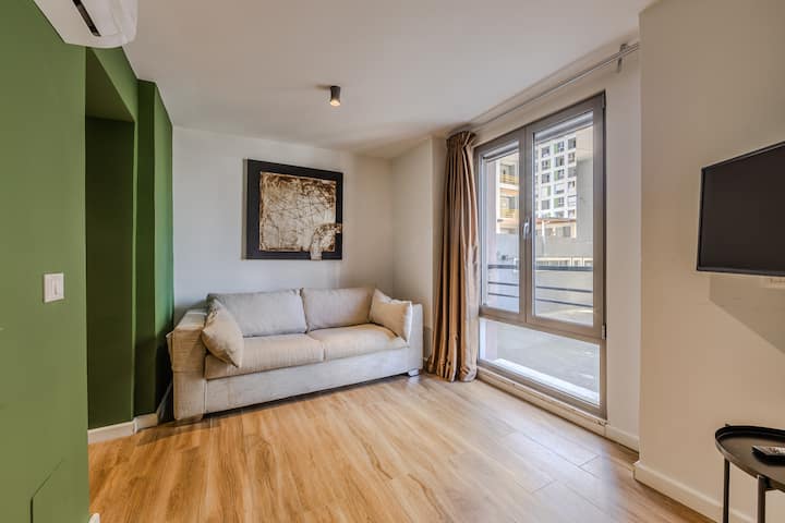 Green Apartment 103 | Love In Colours Collection - Durrës