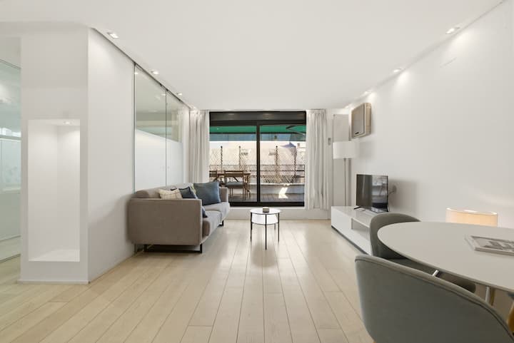 Modern Flat In Rios Rosas With Terrace - Madrid