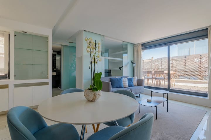 Modern Flat In Rios Rosas With Terrace - 