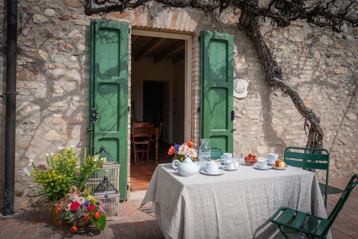 Preseglie Lake Garda - Fiordaliso - Desenzano del Garda