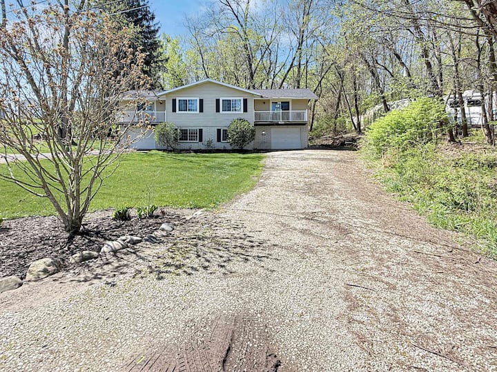 Large Group Stay In Portage Lakes | 6br, Sleeps 16 - Portage Lakes, OH