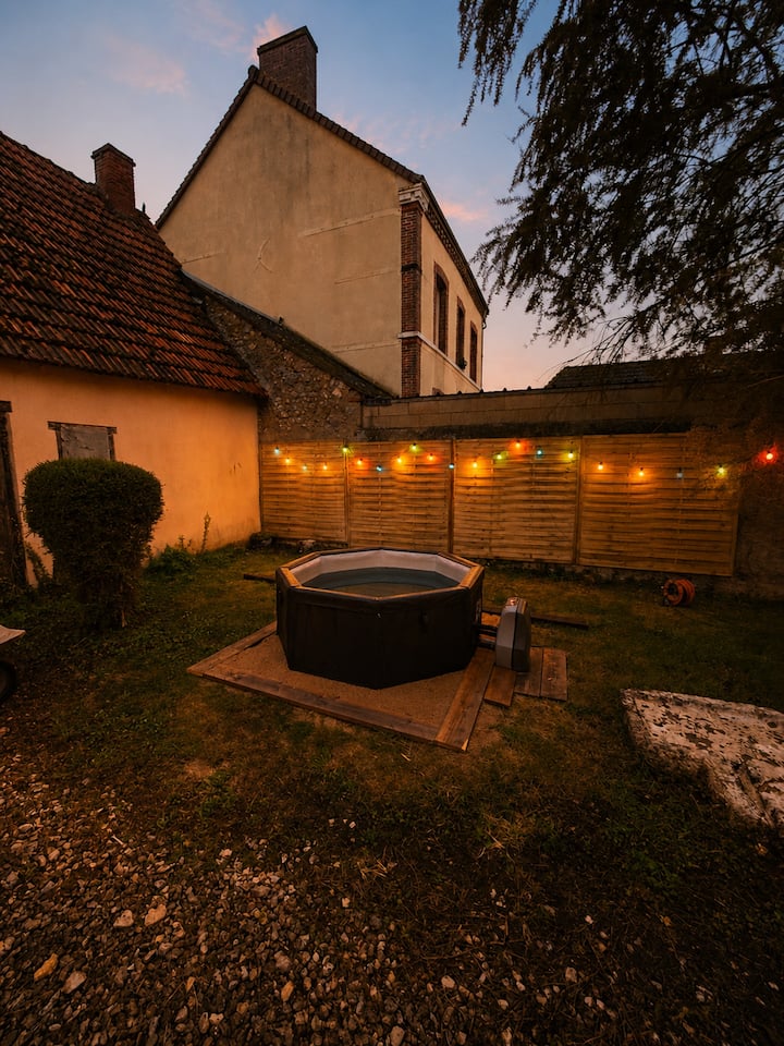 Maison De Campagne Chaleureuse Avec Grand Jardin - Eure-et-Loir