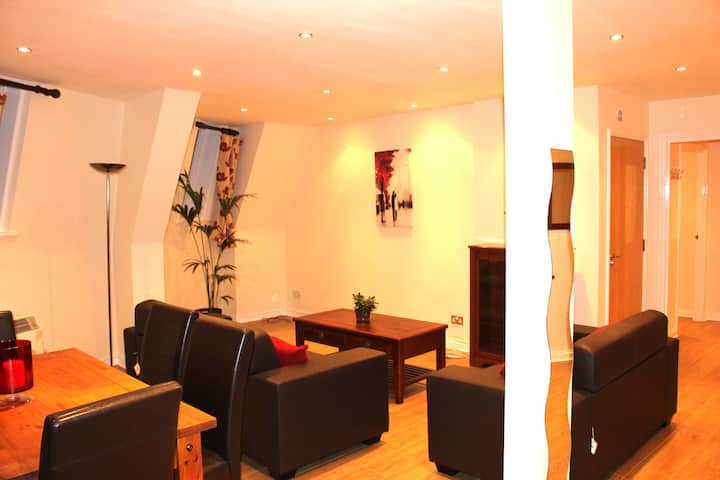 Modern 2-bedroom Apartment In Central Harrow - Watford