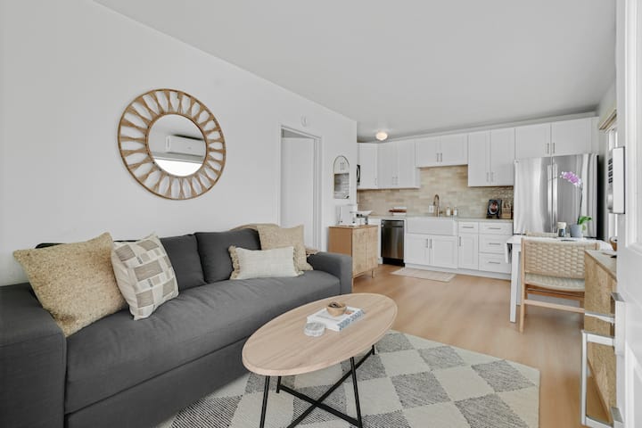 Beachside 1br Escape | King Bed +Full Kitchen - Los Angeles, CA