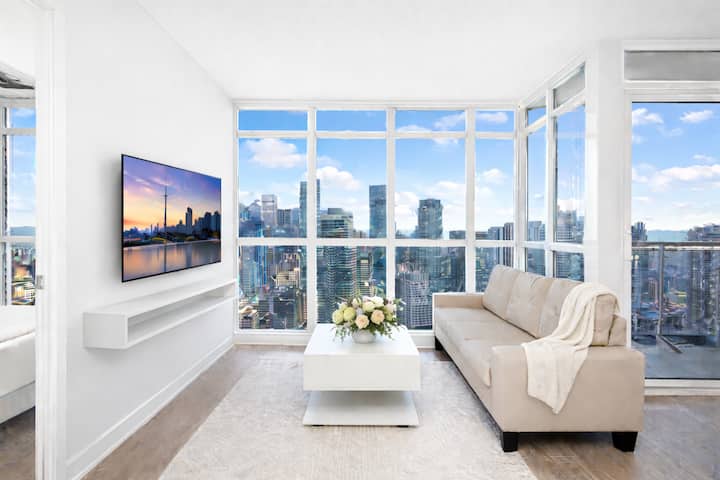 Downtown Toronto Condo - Toronto