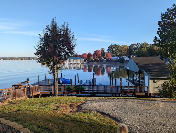 Best Location At Smith Mountain Lake - Leesville Lake, Gretna