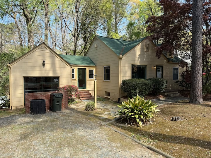 Charming 2br Historic Home • Walk To Unc/hospital - Chapel Hill, NC