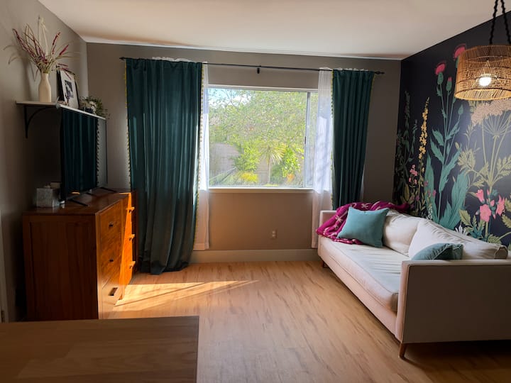 Cozy & Private 2-room Guest Suite In Slo W/hot Tub - San Luis Obispo, CA