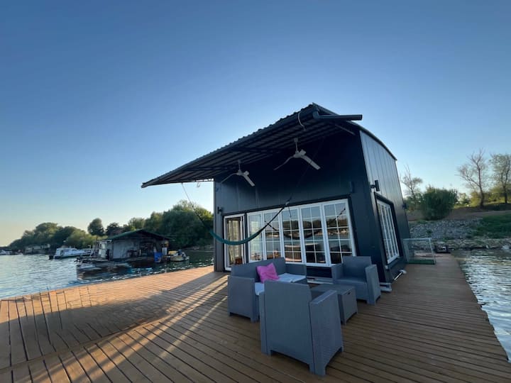 Ice River Houseboat - Belgrado