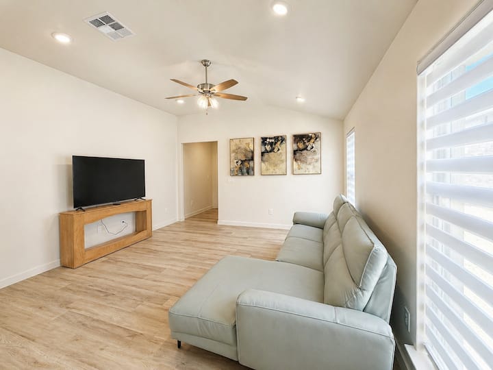 New 4br Home | Sleeps 8+ | Midland Must-stay! - Midland, TX