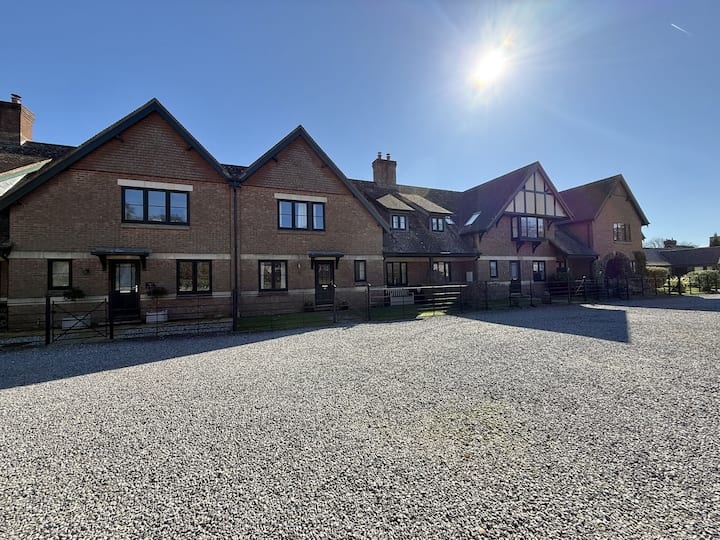 10 The Gardens - Seaton