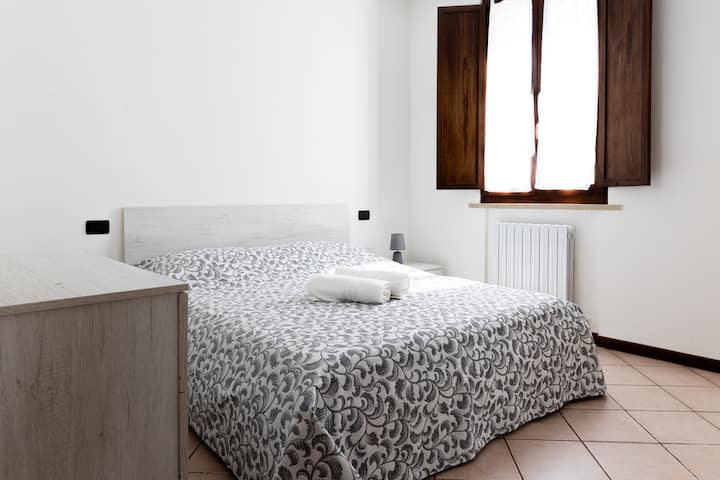 Parisi Porto Mantovano - A Pochi Minuti Da Mantova - Mantua
