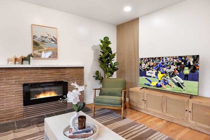 Spacious 2br Home | Near Uw, Parks & Station - Bothell, WA