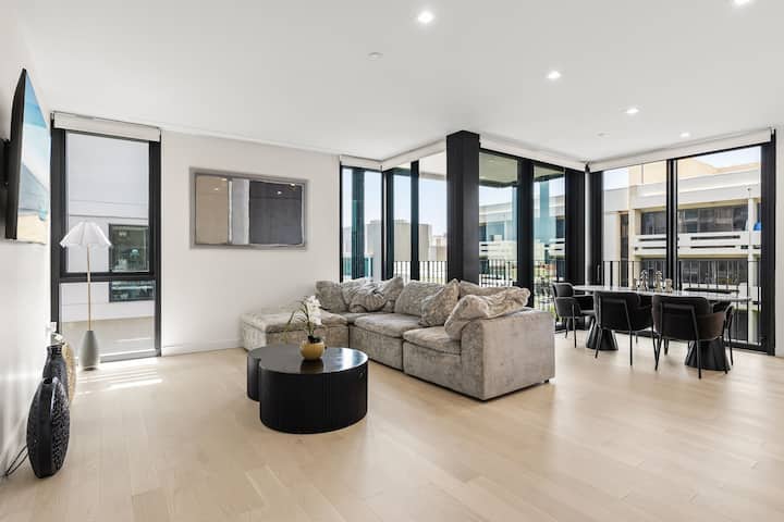 Coastal 2br Santa Monica | Steps To Beach And Pier - Santa Monica, CA
