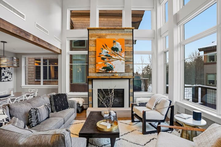 Spacious 4br | Walk‑to‑lift At Spruce Peak - Stowe