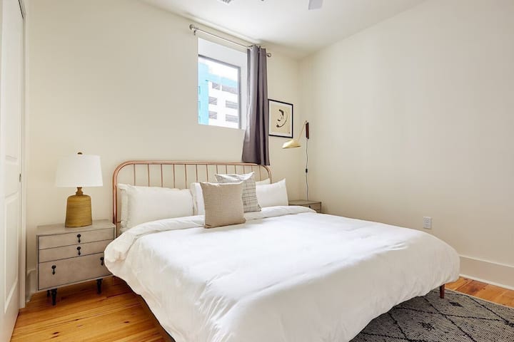 Nola Escape: 3 Units W/ Kitchen | Superdome-0.5 Mi - New Orleans, LA