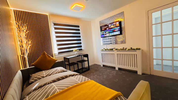 Modern Entire Apartment- Self Checkin/free Parking - Dunfermline