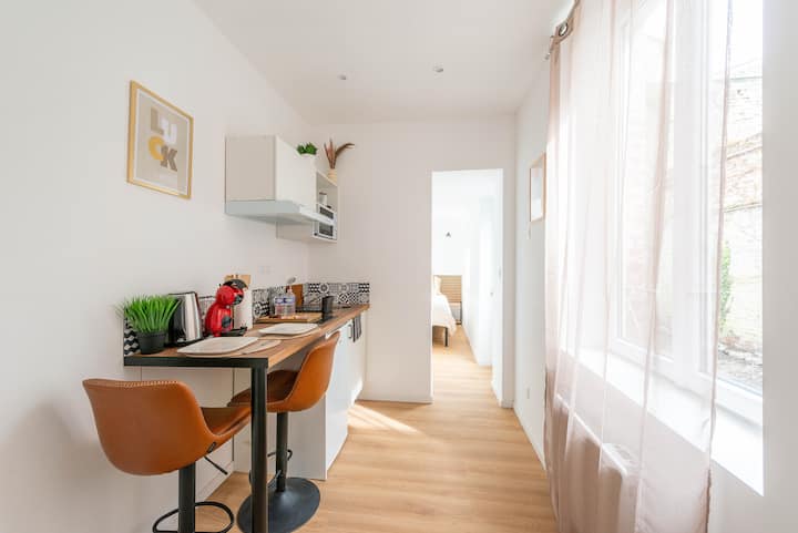 Studio Calme, Central, Tout éQuipé. Aura - Saint-Quentin