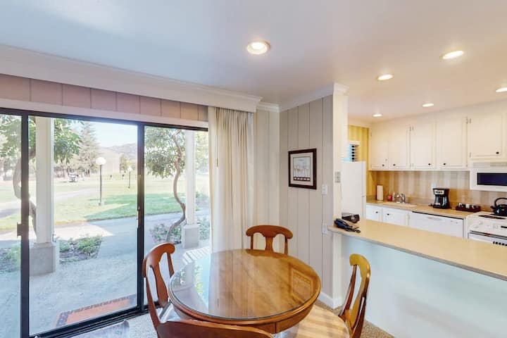 Two King Suites, Golf Views & Kitchen - Silverado Vineyards, Napa