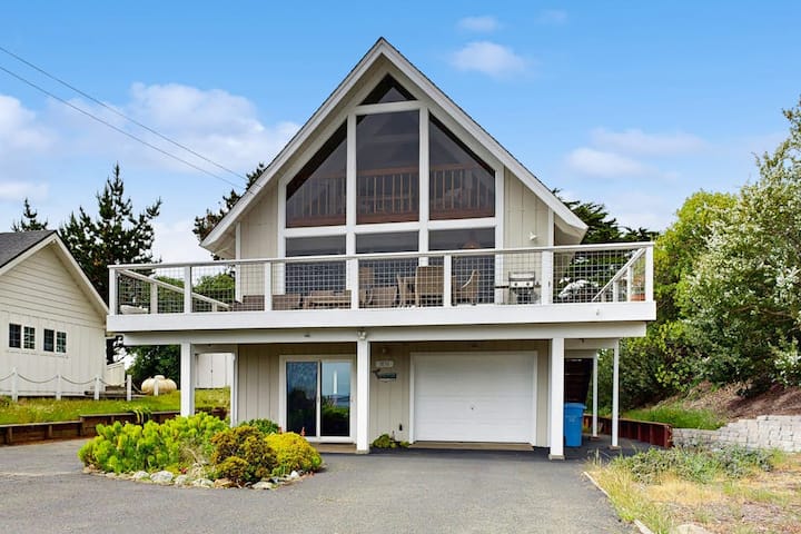Bodega Bay Tri-level Harbor Home - Occidental, CA