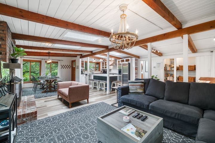 Gorgeous Home, Manzanita 3 Min Walk To Beach - Manzanita, OR