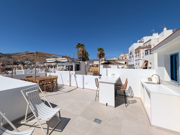 Renovated House In Old Town With Stunning Views - Almuñécar