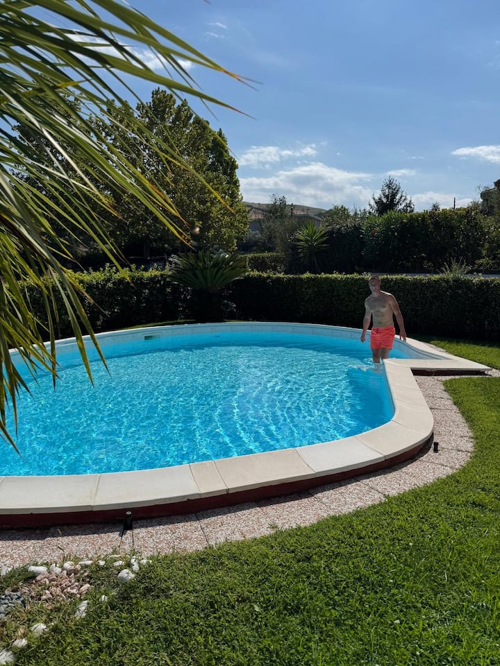 Luxury Pool Appt In Pineto, Abruzzo, Sleeps 2-10 - Roseto degli Abruzzi