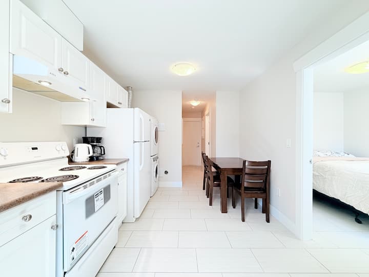 South Slope Cozy 1br Suite | Burnaby Retreat - Burnaby