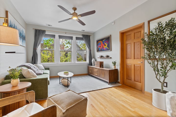 Spacious Spot Next To 606 - Oak Park