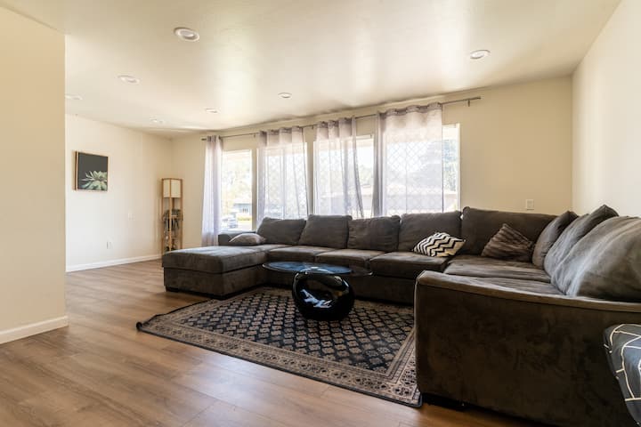 Newly Furnished & Spacious 8q/3ba House - San Bruno, CA