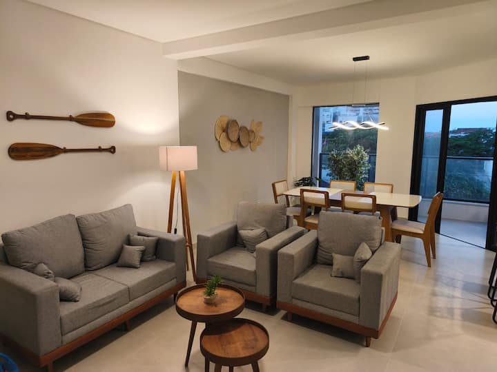 Exclusividade E Conforto No Coração De Guaratuba - Guaratuba
