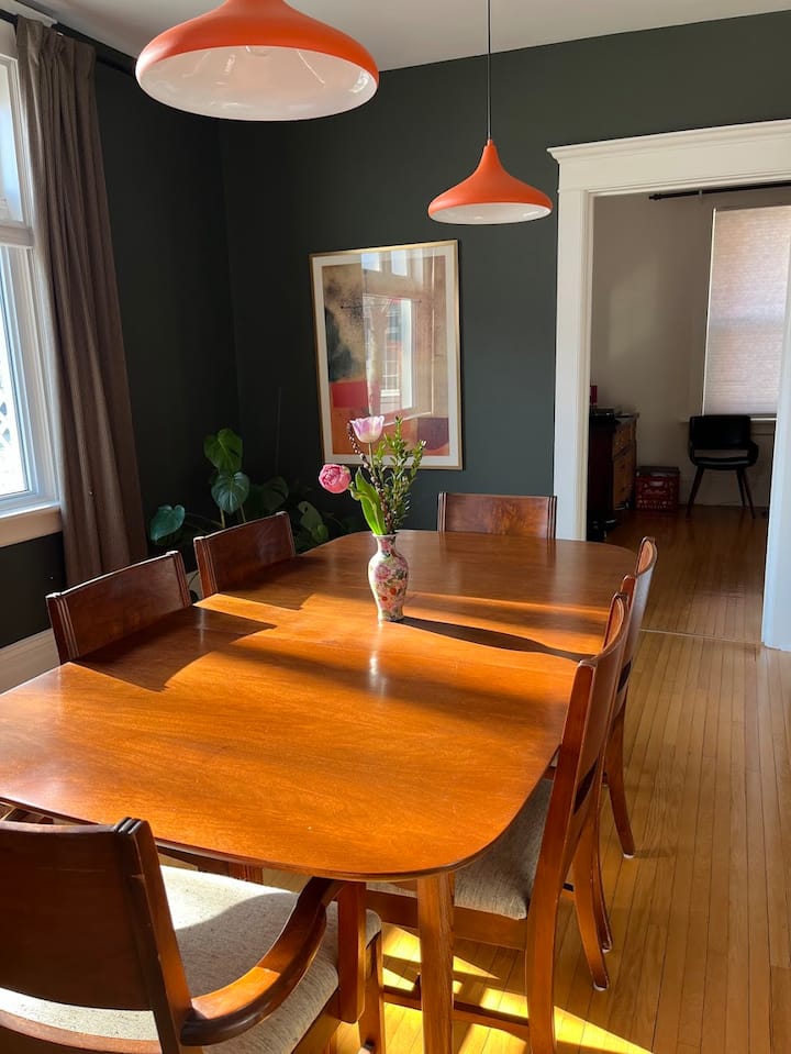 Beautiful Century Home In The Heart Of Owen Sound - Owen Sound