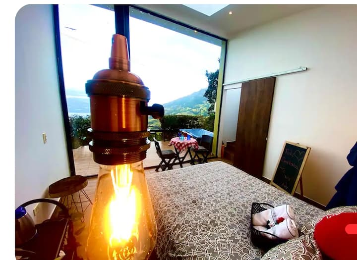 Tiny House Con Jacuzzi Y Video Beam - Guatavita