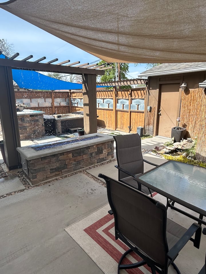 Quaint Sugarhouse Home W/ Hot Tub & Theater Room - Salt Lake City, UT