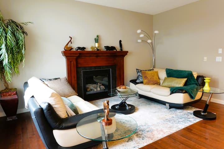 Home Away From Home-family Haven-15 Min To Airport - Calgary