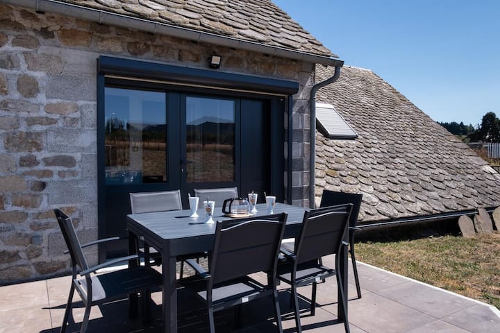 Location De Vacances Au Pêcher - Lozère