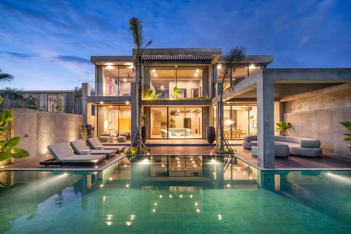 Kayana 4br Private Villa Pool & Sunset Sky Terrace - Jimbaran