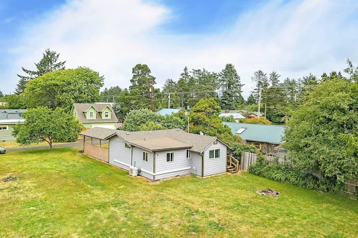 2br Cabin | Fire Pit | Near Boat Launch | Dogs Ok - Westport