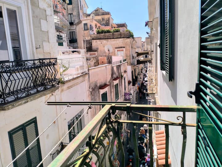 Cozy Home W/balcony • Amalfi Town • Beachside! - Amalfi