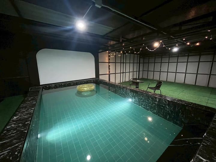 Pool House By Mall & Skytrain | Near Bkk Airport - Bang Phli District