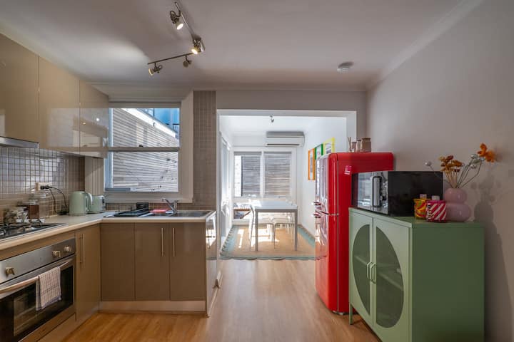 Superb Surry Hills Retreat - Sydney central station