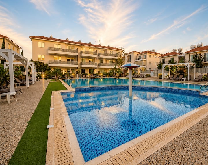 Sunny Retreat@mythical Sands, 3 Pools, Beach Walk - Famagusta