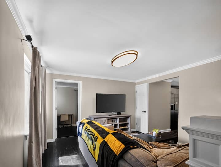 Cozy & Spacious Escape - Minutes From Downtown! - Sewickley, PA