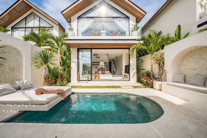 Tropical 2br Villa W/ Pool Near Nyang Nyang Beach - Indonesien