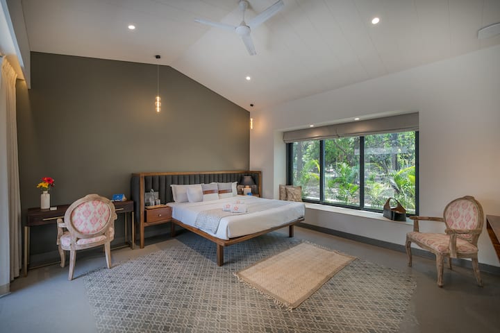 2bdr Pet-friendly Escape, Alibaug | Pool - Alibag